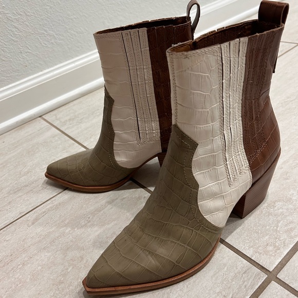 Dolce Vita | Shoes | Dolce Vita Senna Booties In Color Olive Multi ...